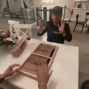 SlingTable Strike: Ultimate Table Hockey – Linnaco
